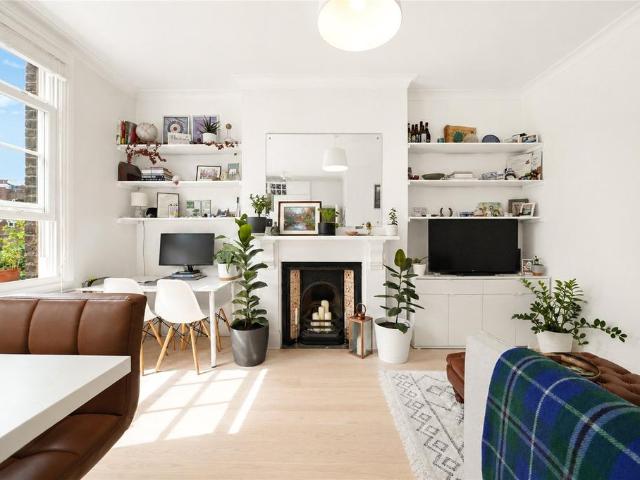 1 bedroom flat for sale
