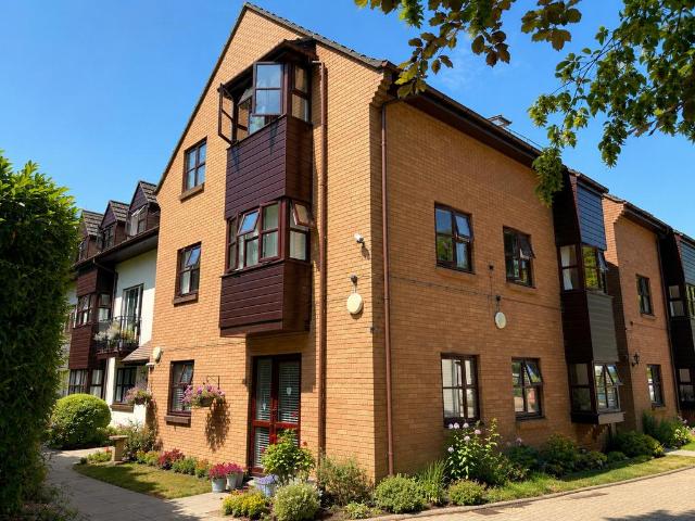 1 bedroom flat for sale