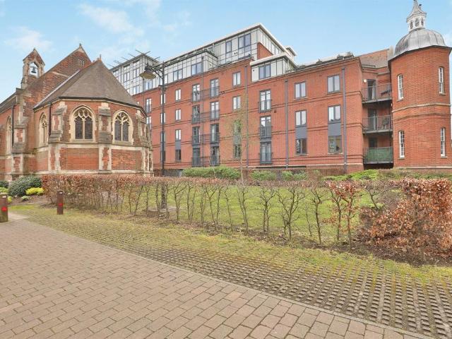 1 bedroom flat for sale