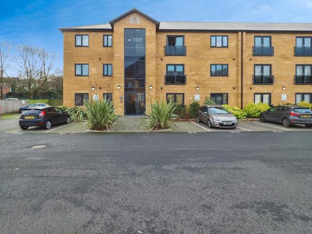 1 bedroom flat for sale