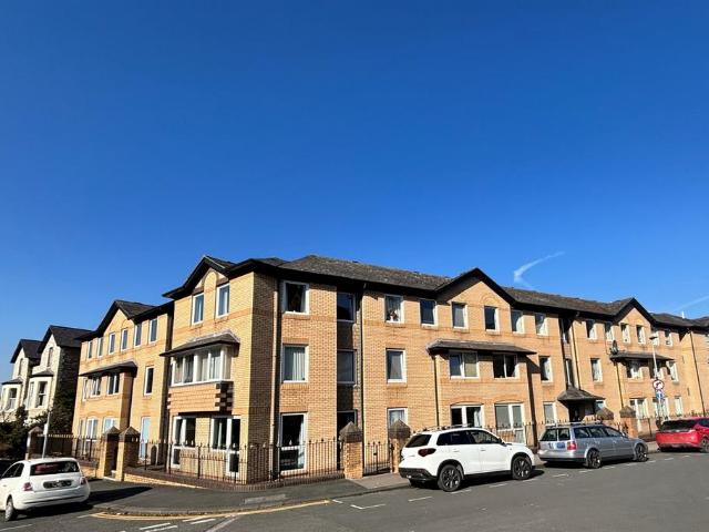 1 bedroom flat for sale