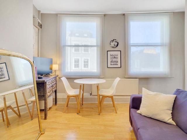 1 bedroom flat for sale