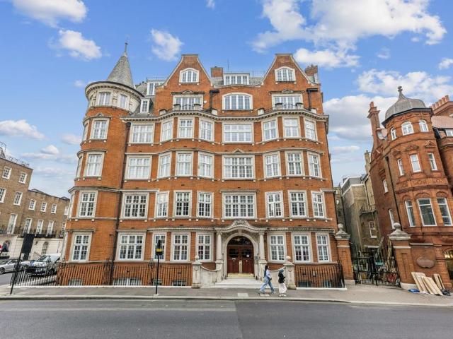 1 bedroom flat for sale