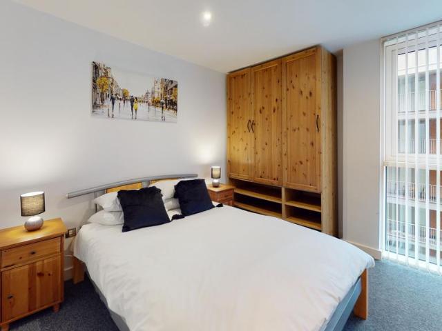 1 bedroom flat for sale