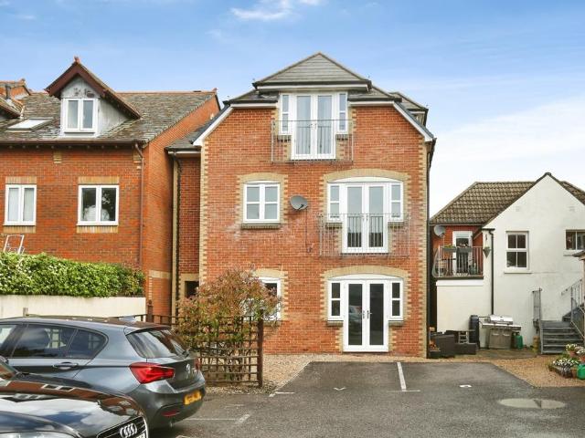 1 bedroom flat for sale