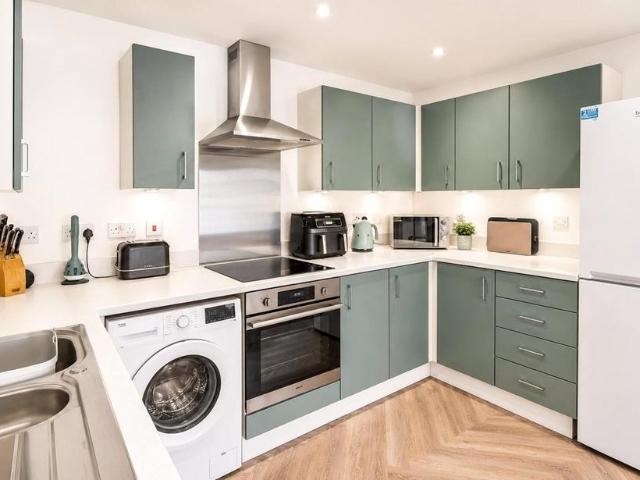1 bedroom flat for sale
