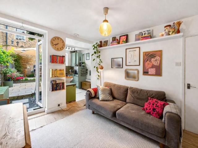 1 bedroom flat for sale