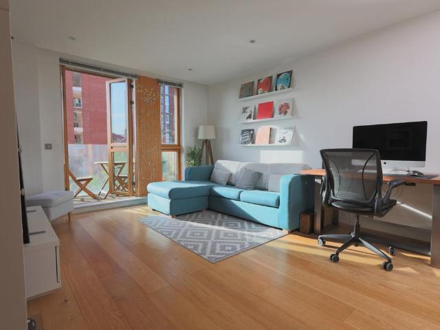 1 bedroom flat for sale