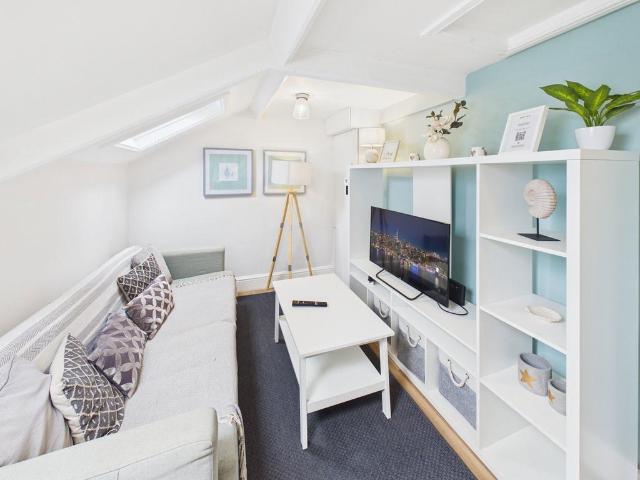 1 bedroom flat for sale