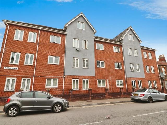 1 bedroom flat for sale