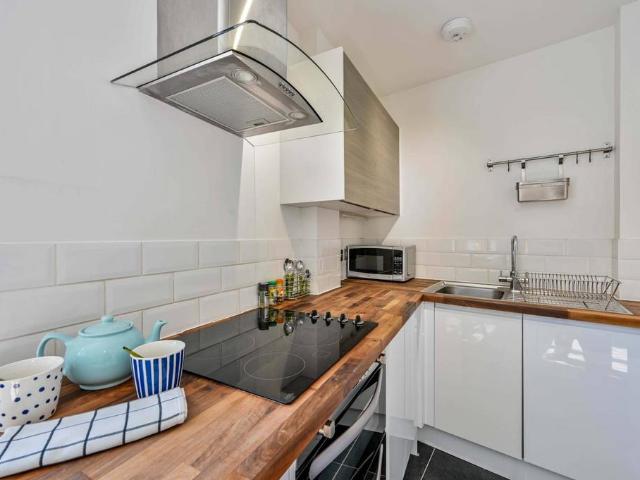 1 bedroom flat for sale