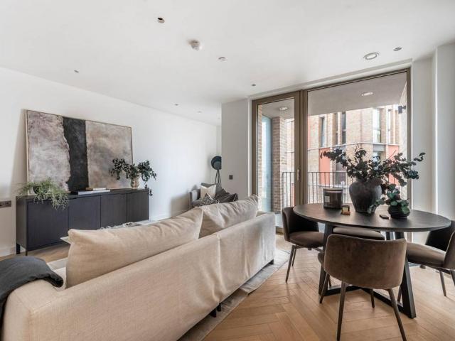 1 bedroom flat for sale