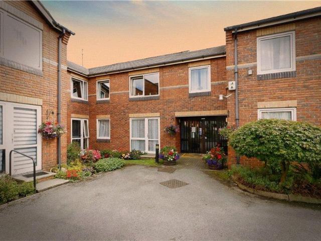 1 bedroom flat for sale