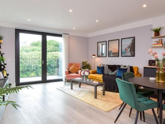 1 bedroom flat for sale