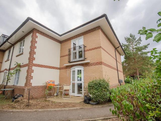 1 bedroom flat for sale
