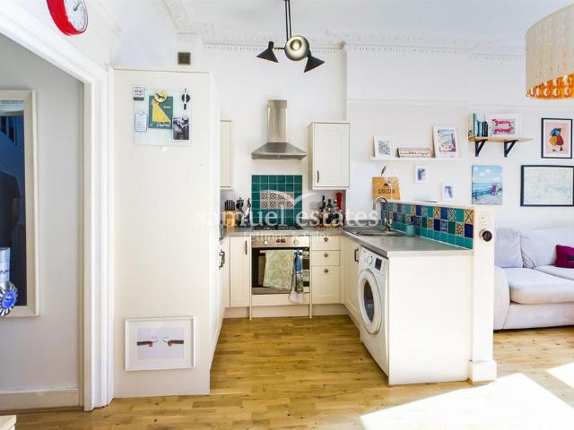 1 bedroom flat for sale