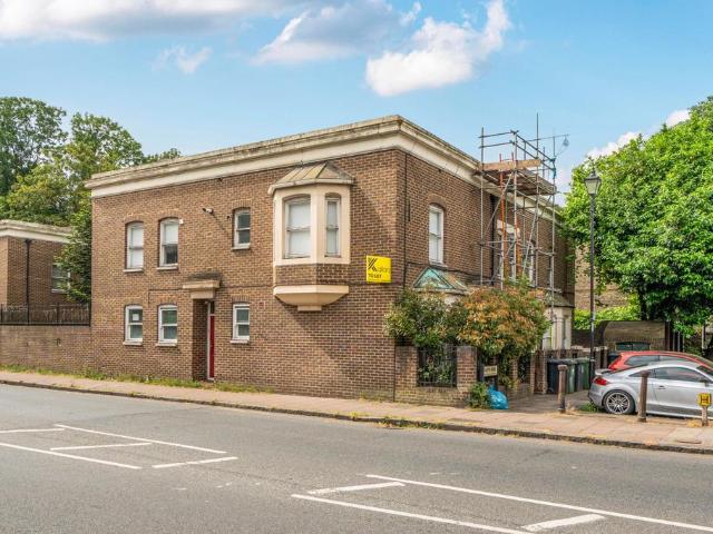 1 bedroom flat for sale