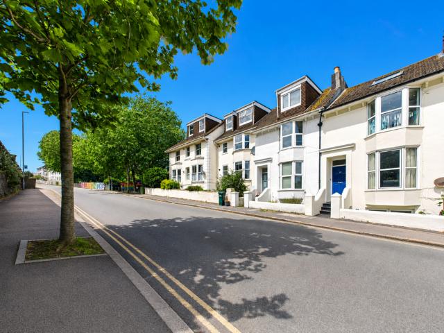 1 bedroom flat for sale