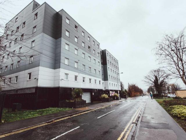 1 bedroom flat for sale
