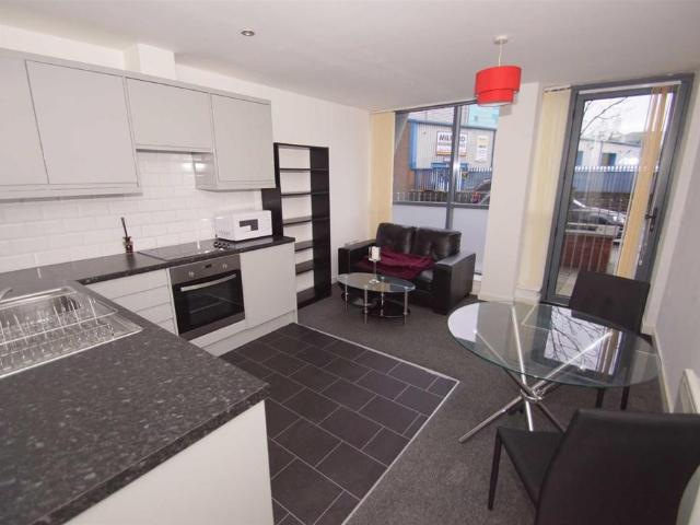 1 bedroom flat for sale