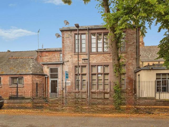 1 bedroom flat for sale