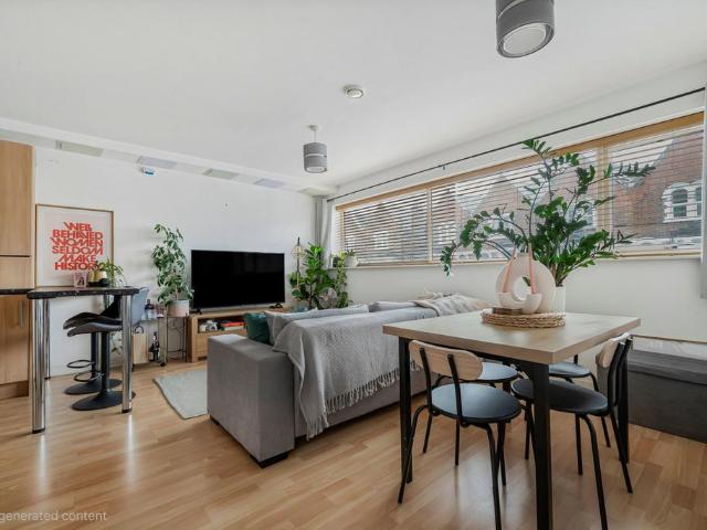 1 bedroom flat for sale