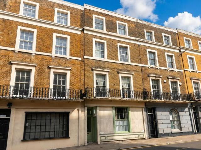 1 bedroom flat for sale