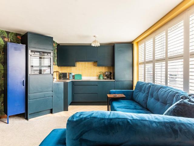 1 bedroom flat for sale