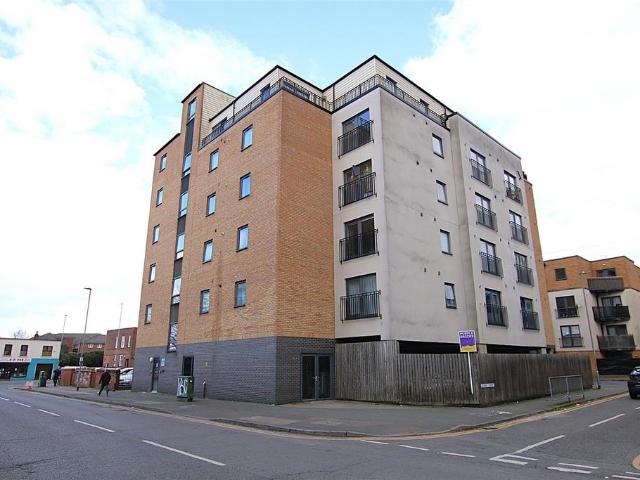 1 bedroom flat for sale