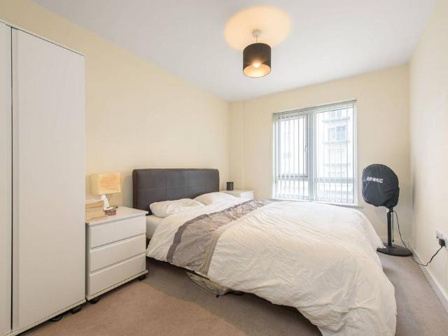 1 bedroom flat for sale
