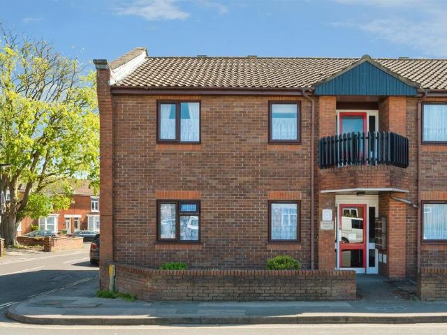 1 bedroom flat for sale