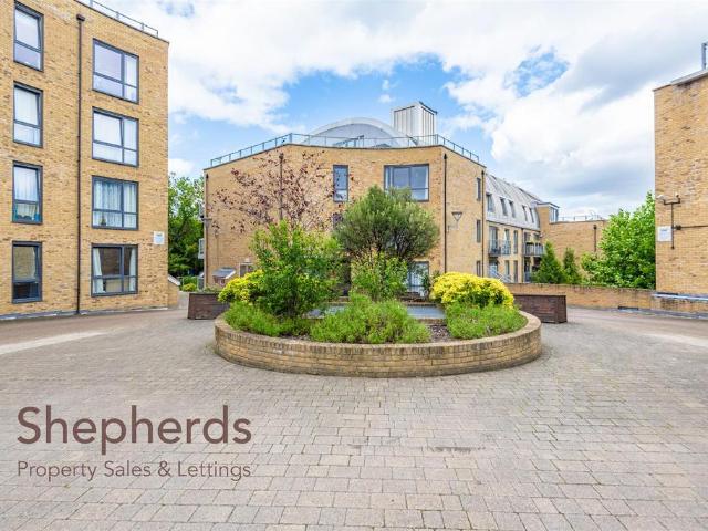 1 bedroom flat for sale