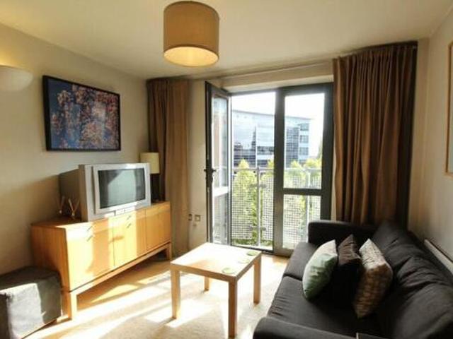 1 Bedroom Flat For Sale In 4 City Walk, Leeds