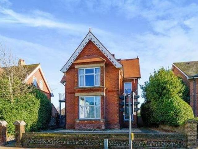 1 bedroom flat for sale in 50 Arundel Road Littlehampton West Sussex BN17 BN17