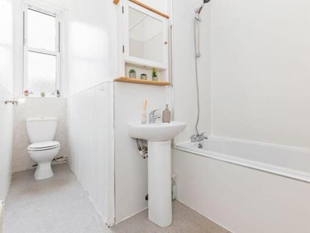 1 bedroom flat for sale in 5/1 Shandon Place, Shandon, Edinburgh, EH11 1QN, EH11