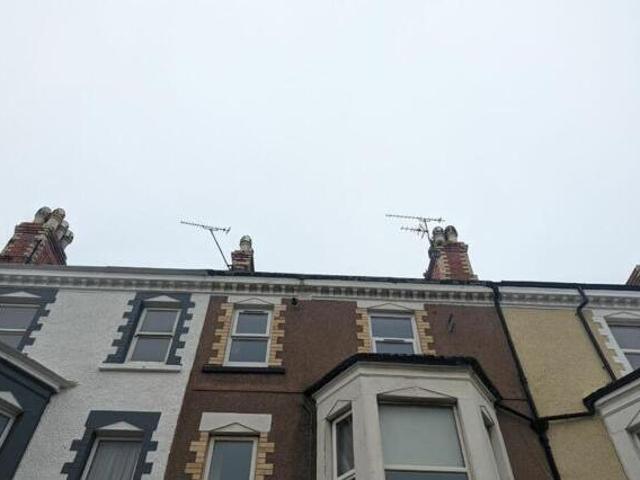 1 Bedroom Flat For Sale In 58 Mostyn Avenue