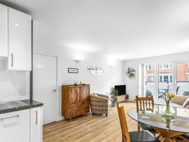 1 Bedroom Flat For Sale In 59 Lurline Gardens, Battersea