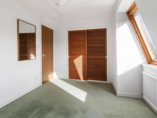 1 bedroom flat for sale in 5/ Ettrickdale Place, Canonmills, Edinburgh, EH3 5JN, EH3