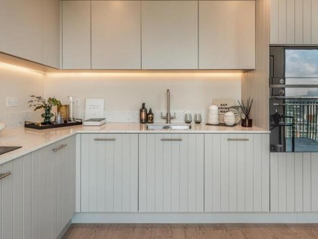 1 bedroom flat for sale in 6001 Halcyon House, Seagull Lane, London, E16