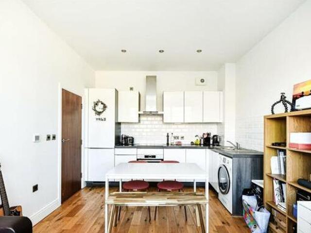 1 Bedroom Flat For Sale In 6 Church Hill
