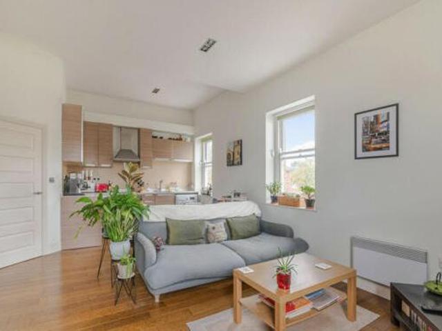 1 Bedroom Flat For Sale In 81 Malpas Road, London