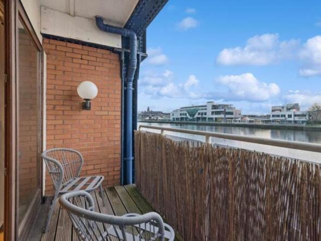 1 bedroom flat for sale in 87 Lancefield Quay, Finnieston, G3