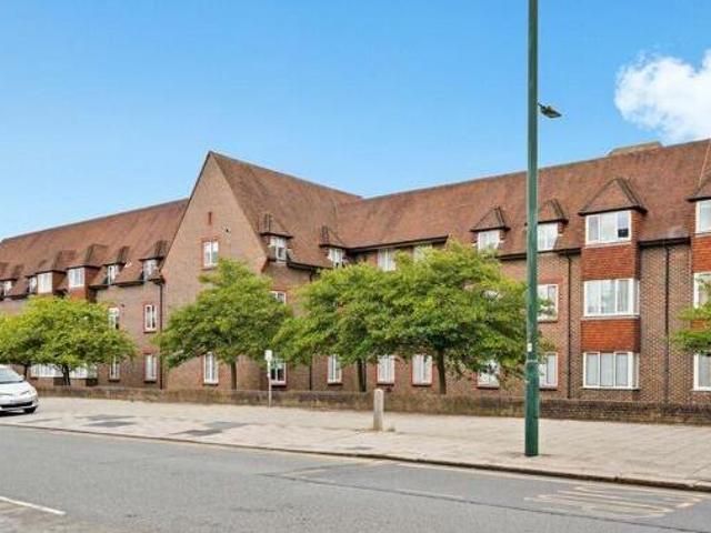 1 Bedroom Flat For Sale In 850 Finchley Road, London