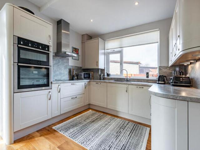 1 bedroom flat for sale in 94 Blairbeth Road, Burnside, Glasgow, G73