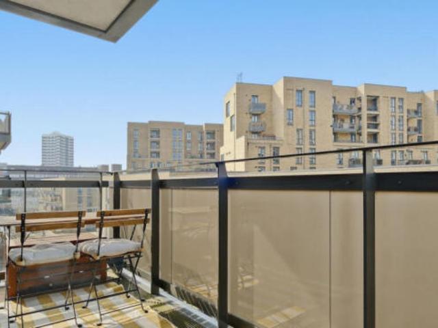 1 bedroom flat for sale in 141 Bow Common Lane, London, E3 4SD, E3