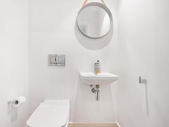 1 bedroom flat for sale in 143 London Road, St Albans, AL1