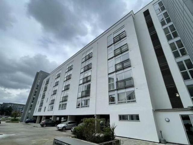 1 Bedroom Flat For Sale In 187 Water Street