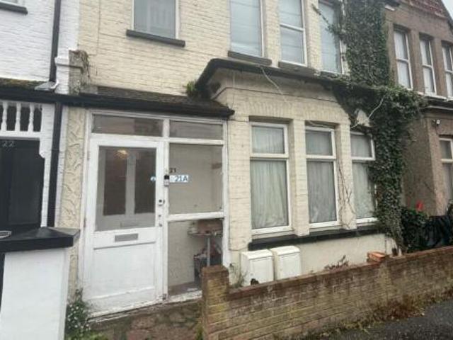 1 bedroom flat for sale in 21 Beresford Road, Southend on Sea, Essex, SS1 2TW, SS1