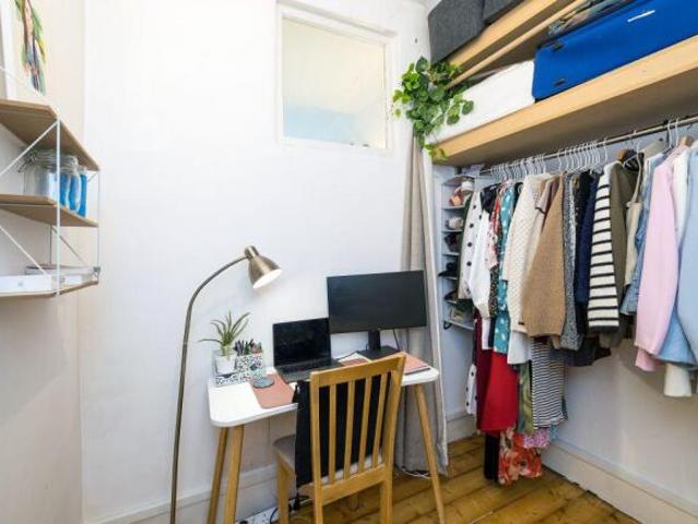1 bedroom flat for sale in 27/10 Parsons Green Terrace, Meadowbank, Edinburgh, EH8 7AF, EH8