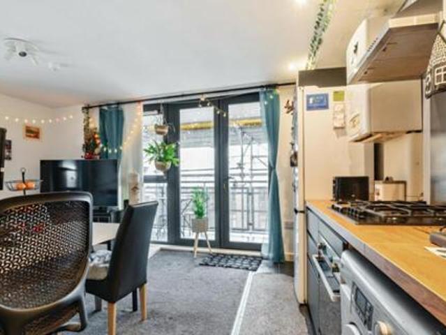 1 Bedroom Flat For Sale In 2 Taylor Place, London